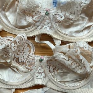 Maidenform | Intimates & Sleepwear | Vintage Maidenform Chantilly Lace ...